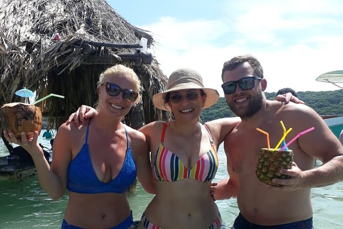 Tour of Cholón Island Rosario Islands - Diving Into the Itinerary: What to Expect