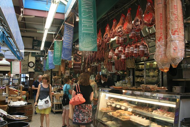 Tour of Contrasts in Italian - Exploring each stop in detail