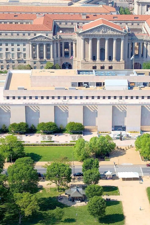 Tour of The American History Museum - FAQ