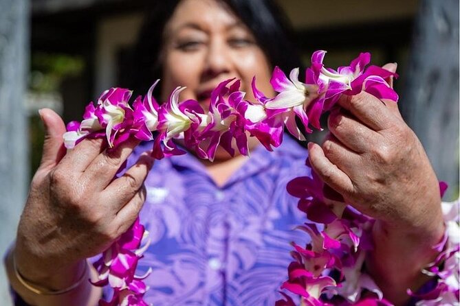 Traditional Airport Lei Greeting on Kahului Maui - The Sum Up: Is This Lei Greeting Worth It?