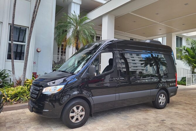 Transfer from Miami Airport to Hotel or Port Miami. Up to 11 pax. - Key Points