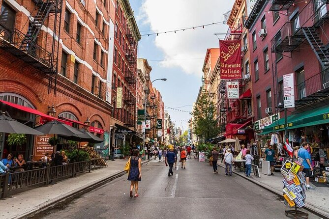 True Crime NYC: Mafia Walk w/Ret. NYPD Detective & Local Food - Who Will Love This Tour?
