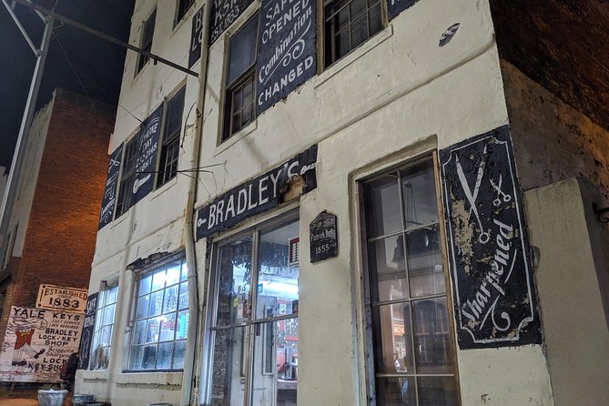 True Crime Pub Crawl - the Original Savannah Murder Tour - What makes this tour stand out?