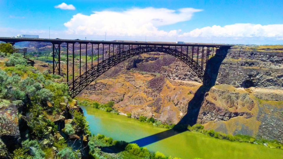 Twin Falls: Shoshone Falls & City Tour Half-Day Guided Tour - Exploring Twin Falls: Natural Beauty and Historic Charm