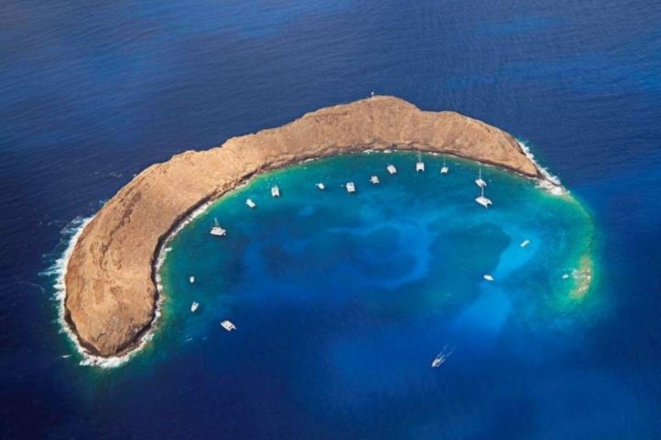 Two Stop Deluxe Molokini Snorkel - Introduction to the Experience