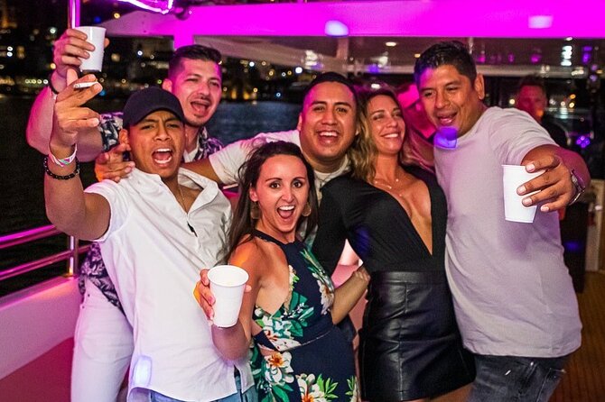 Ultimate Party in Miami : Boat Party, Party Bus & Nightclub - Who Is This Tour Best For?