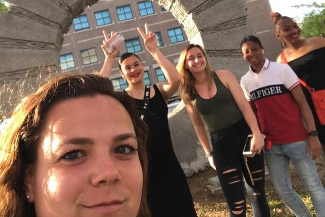 Unique Scavenger Hunt Experience in Minneapolis by Wacky Walks - Key Points