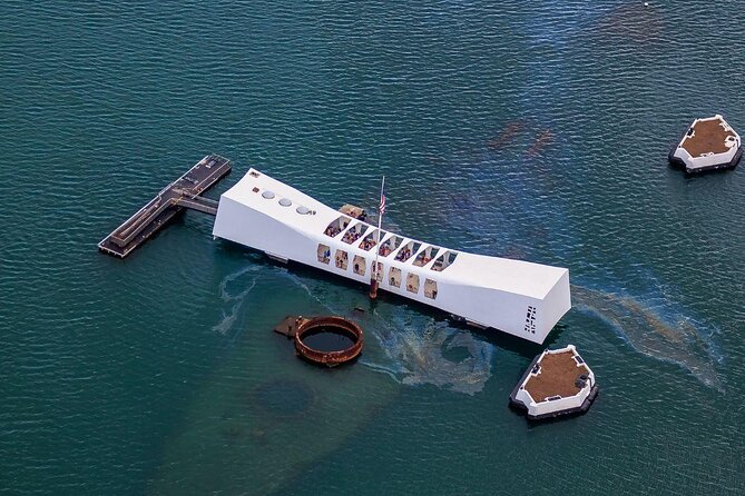 USS Arizona Memorial & The "Mighty MO" #1 Limousine Private Tour - Key Points