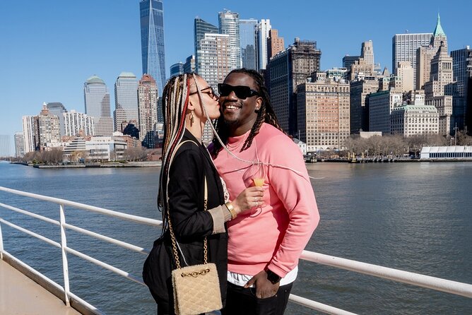 Valentine's Day Romantic Brunch Cruise in New York - What to Expect from the Valentine’s Day Brunch Cruise