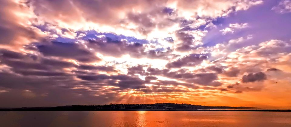 Venice Beach Scenic Photo Tour of Famous Iconic Spots - Introduction to the Tour Experience