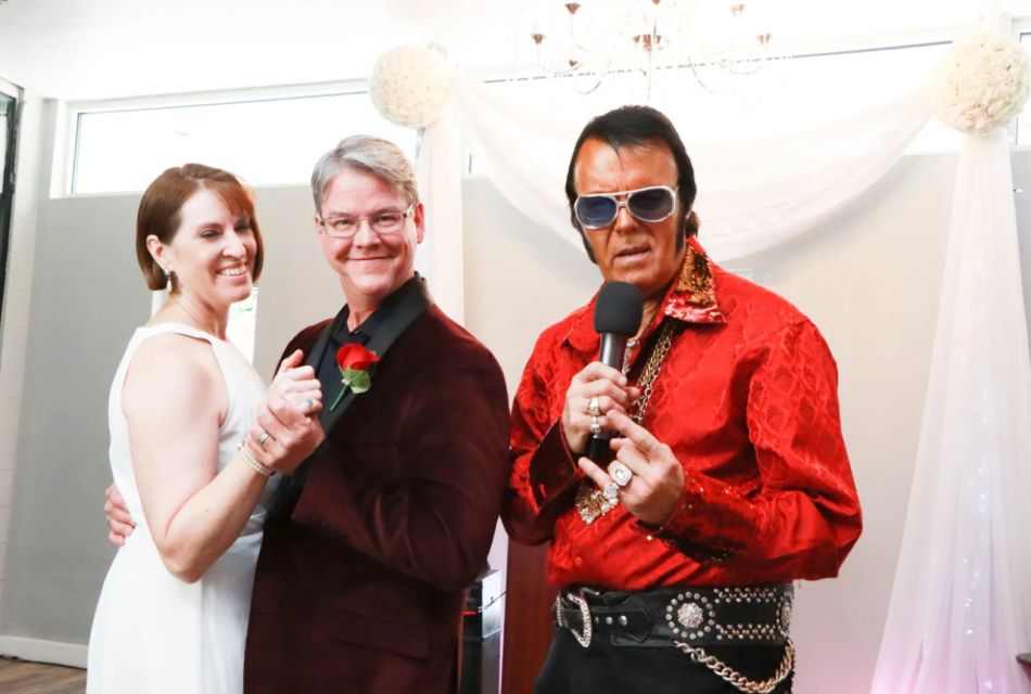 Viva Elvis Ceremony (Elvis) - Key Points