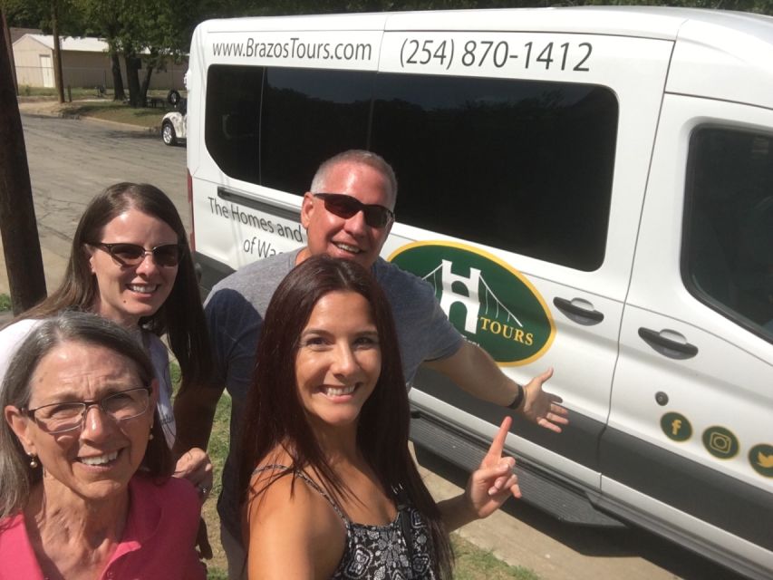 Waco: Fixer Upper and City Theme Bus Tour - FAQs