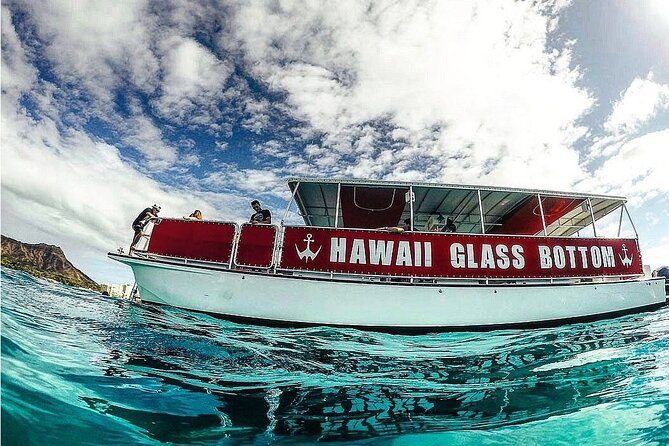 Waikiki Beach Glass Bottom Boat Cruise - What’s Unique About the Waikiki Beach Glass Bottom Boat Cruise?