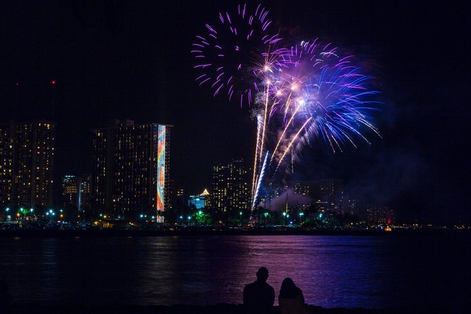 Waikiki Fireworks Dinner Cruise: Sail & Sparkle on Friday Nights - FAQs