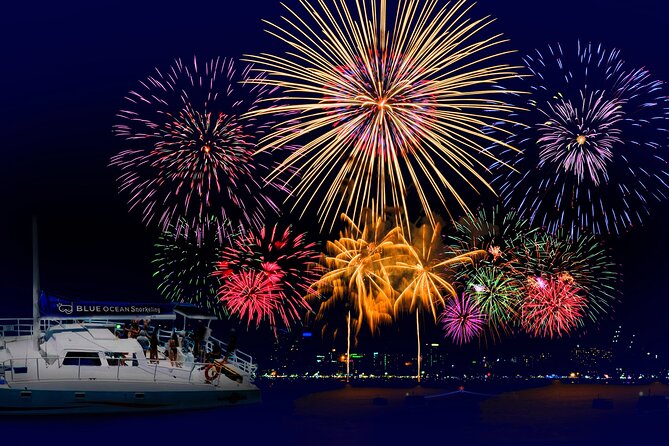Waikiki Friday Firework Catamaran Tour - What’s Included and What’s Not