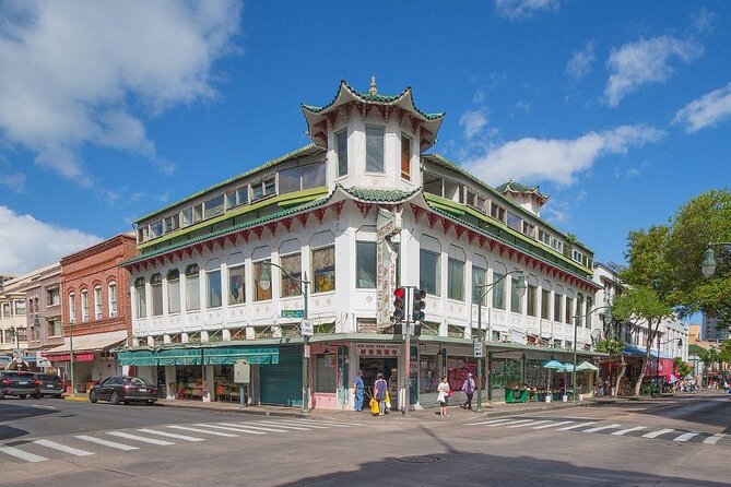 Waikiki Trolley Hop-On Hop-Off Tour of Honolulu - FAQ