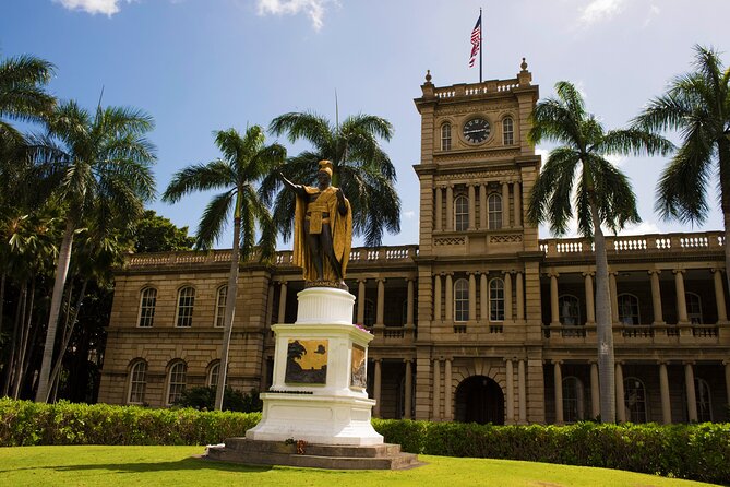 Waikiki Trolley Red Line Heroes & Legends Hop-on Hop-off Tour - Deep Dive into the Itinerary