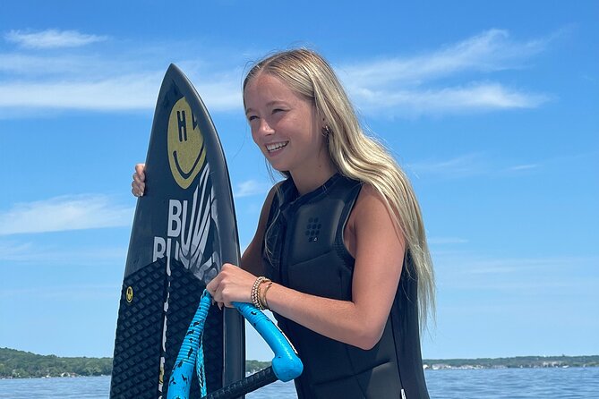 Wake Surfing on a Luxury Captained Cruise in Canandaigua - Setting the Scene: What to Expect on This Water Sports Tour