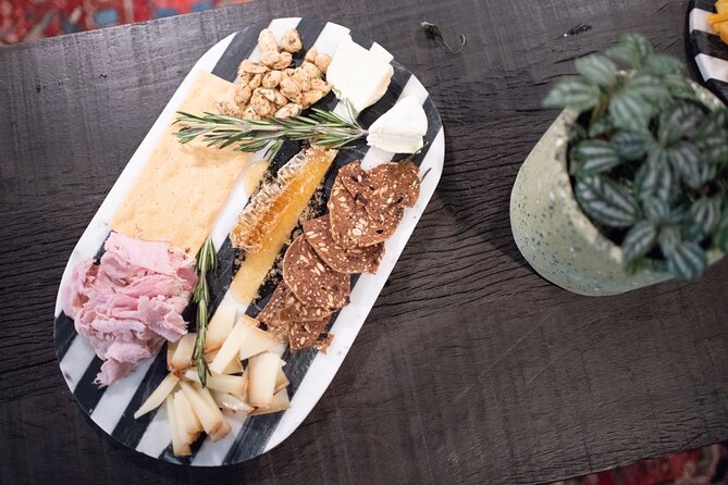 Walking Food Tour of Downtown Fairhope - Key Points