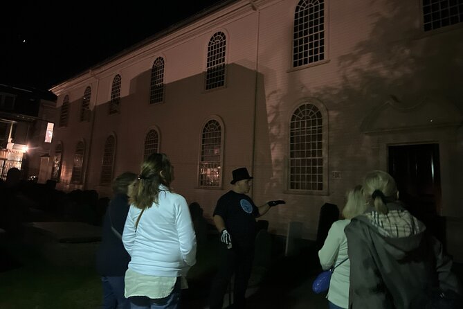 Walking Ghost Tour Through Newport RI - Key Points