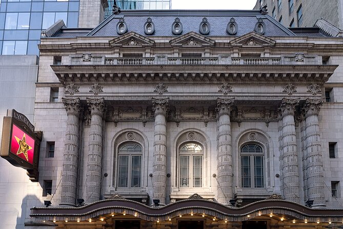 Walking Tour in 42nd Street from the East Side to the West Side - Who Should Consider This Tour?