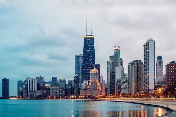 Walking Tour of Chicagos Artsy Cultural Landmarks - Key Points