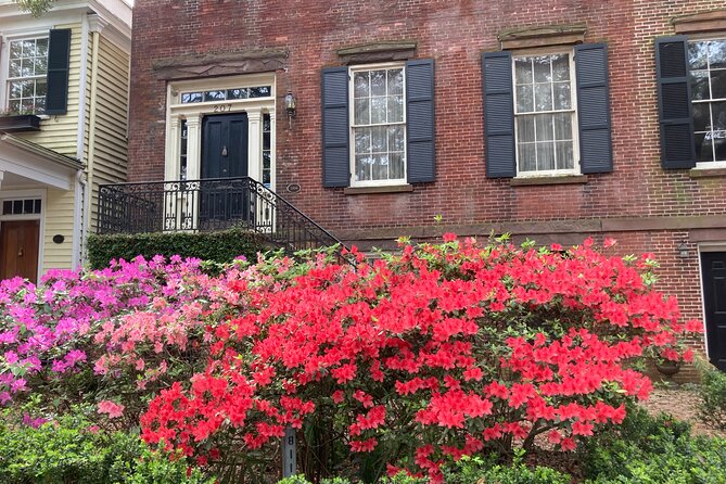 Walking Tour of Savannah's Must-See Sights - Analyzing the Tour Itinerary