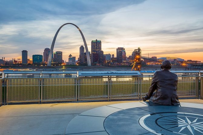 Walking Tour of the Saint Louis Fascinating History - Key Points
