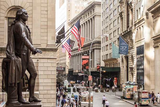 Wall Street Insider Tour with a Finance Professional - The Tour Experience in Detail