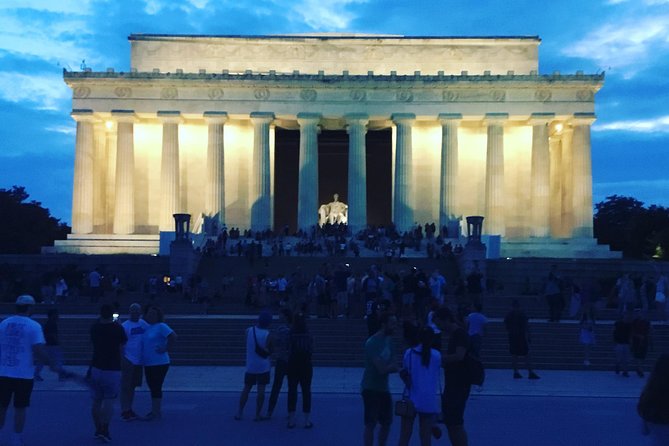 Washington D.C Social Distance Walking Tour - A Detailed Look at the Nighttime Capital Tour