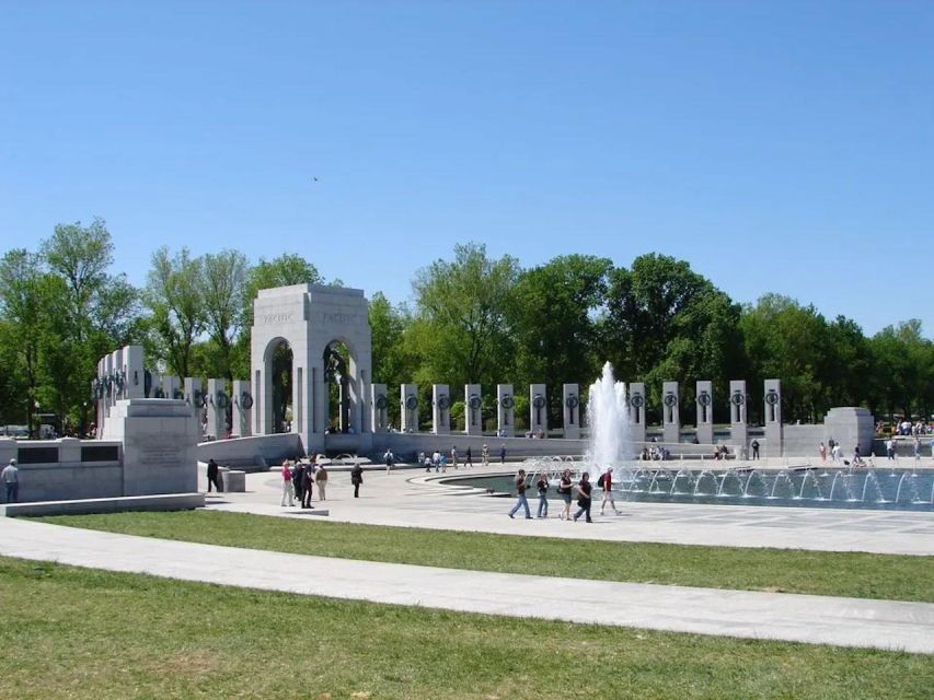Washington DC: Morning Bus & Walking Tour of the Monuments - Practical Details and Tips