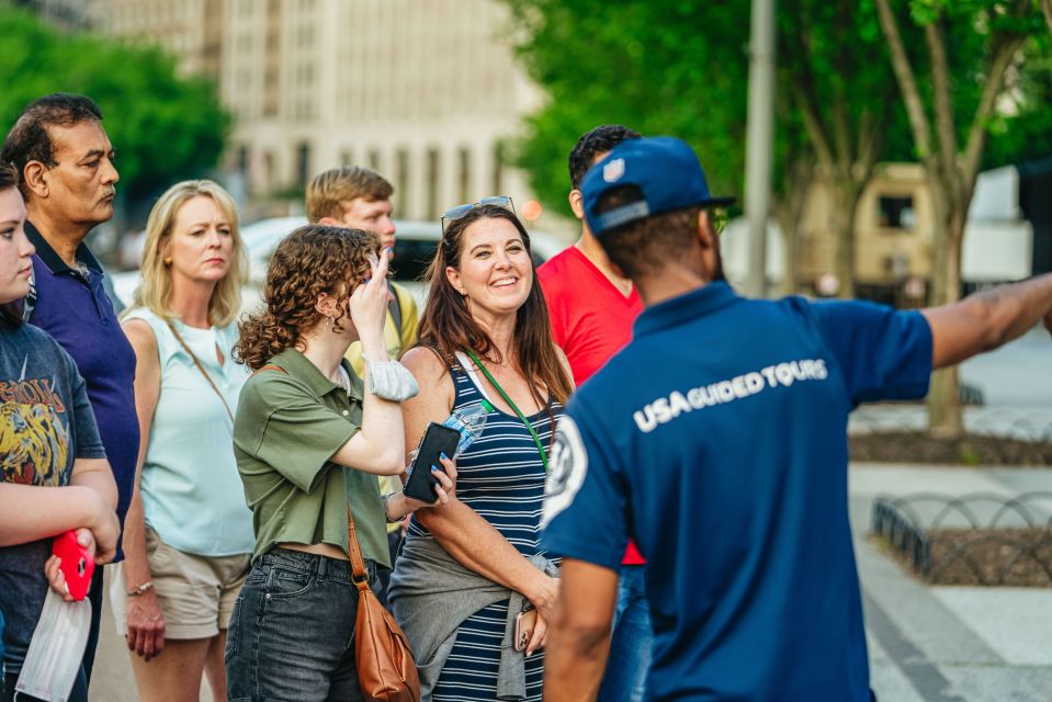 Washington DC: National Mall Night Bus Tour - Frequently Asked Questions