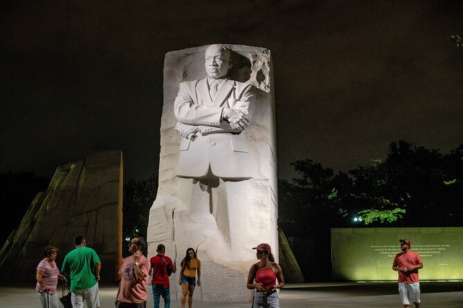 Washington DC Night-Time City Bus Tour with Optional Mount Vernon - What to Expect from the Tour Experience