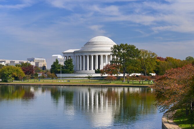 Washington DC Sight Seeing Private Tour-English or Spanish Option - U.S. Marine Corps War Memorial and Memorials