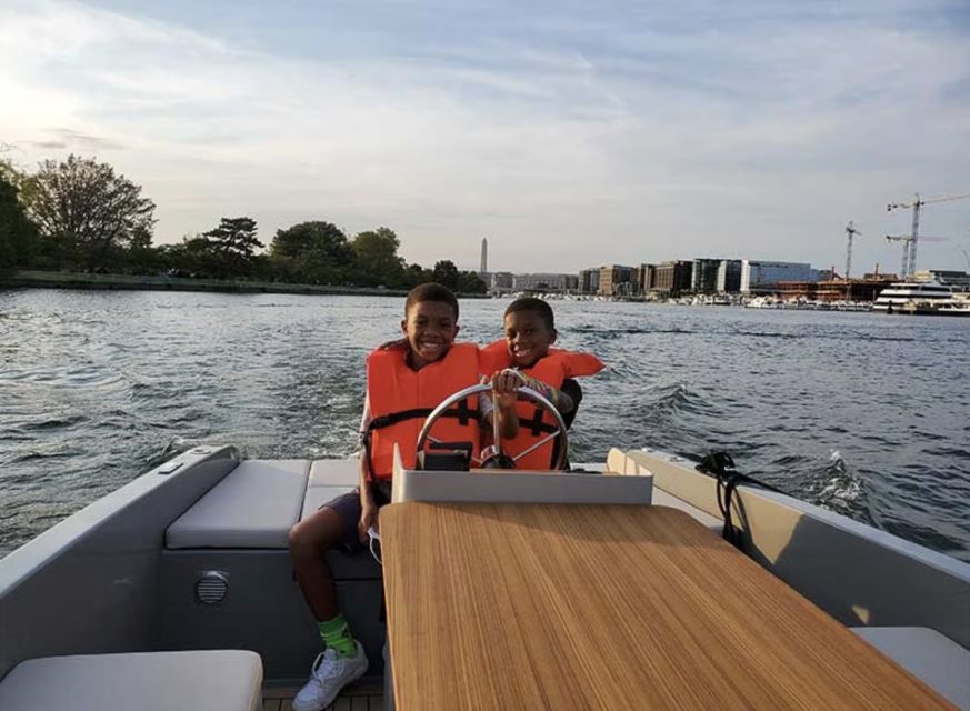 Washington DC: The Wharf Self-Driven Boat Tour with Map - Washington DC: The Wharf Self-Driven Boat Tour with Map  