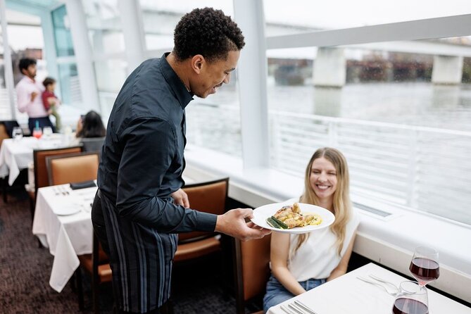 Washington Premier Lunch Cruise - Key Points
