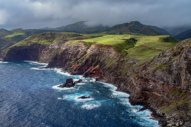 Waterfalls of West Maui and Molokai Helicopter Tour - Key Points