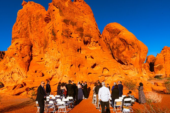 Wedding with Photographer in the Valley of Fire - Key Points