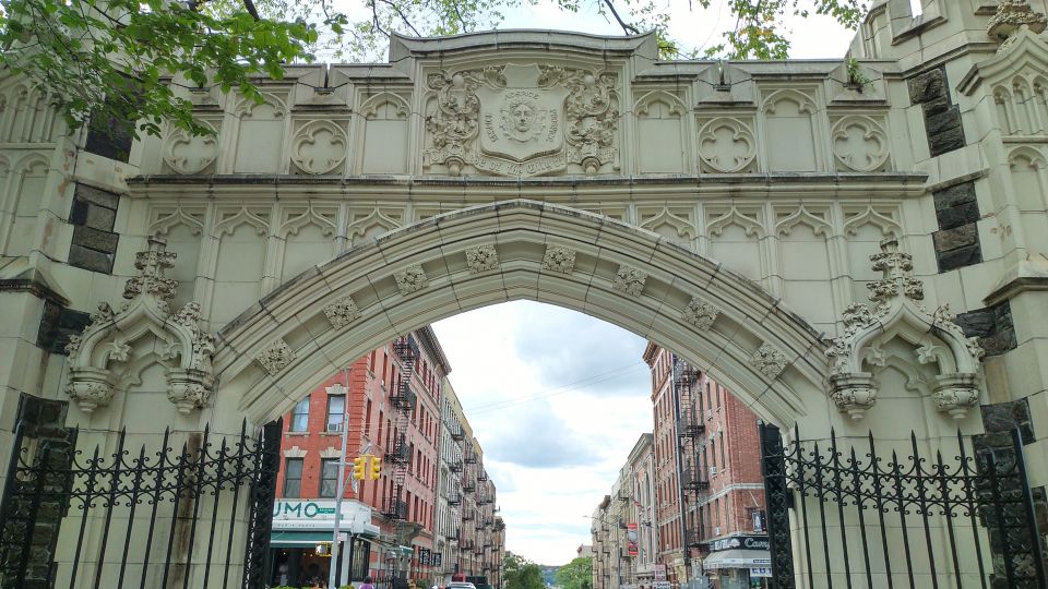 West Harlem: Gospel Church Service and Sunday Walking Tour - Key Points