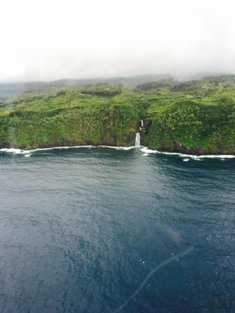 West Maui and Molokai Special 45-Minute Helicopter Tour - Overall Experience and What Makes It Special