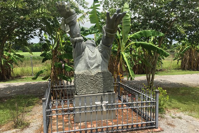 Whitney Plantation Tour with Transportation from New Orleans - FAQs
