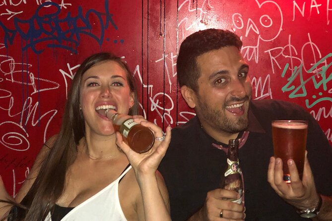 Williamsburg Definitive Dive Bar Crawl with the Bar Buds - Who Should Consider This Tour?