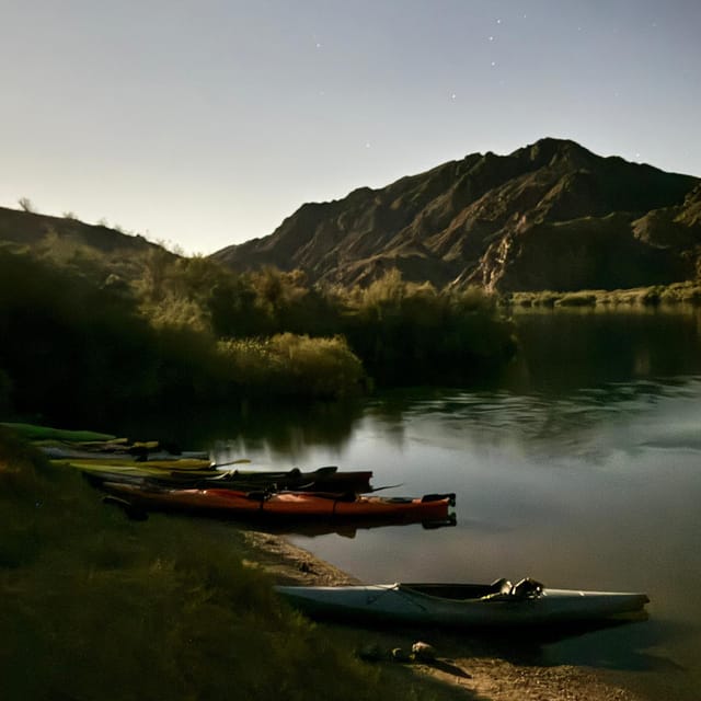 Willow Beach: Half-Day Kayak Rental with Emerald Cave Option - The Paddling Experience