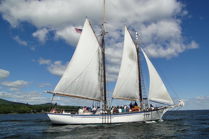 Windjammer Classic Day Sail from Camden, Maine - Exploring the Windjammer Classic Day Sail from Camden, Maine
