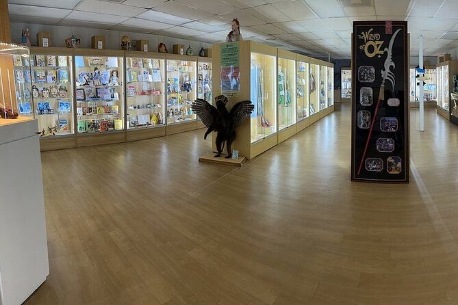 Wizard of OZ Museum tour - What to Expect from Your Visit