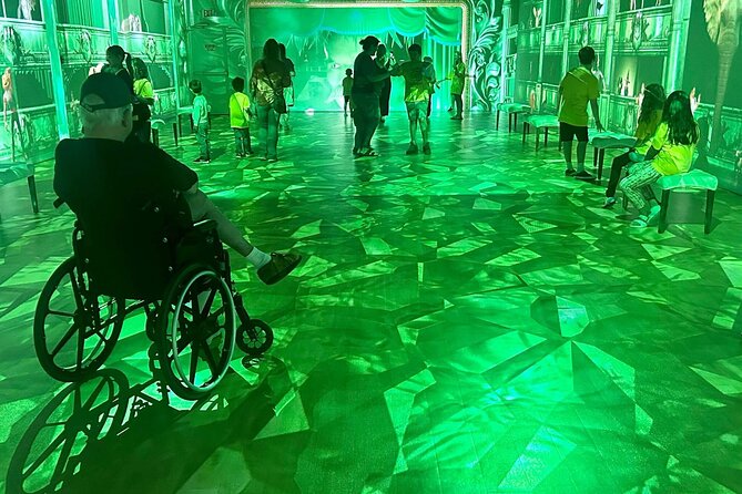 Wizard of OZ Museum tour - The Value of Visiting