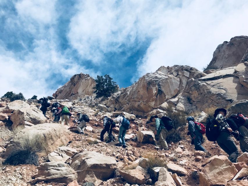 Yellow Rock, Utah: Advanced Hiking Tour - An In-Depth Look at the Yellow Rock Advanced Hiking Experience