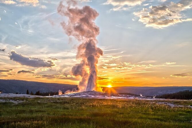 Yellowstone Lower Loop VIP Full-Day Private Tour with Lunch - Why Choose the Yellowstone Lower Loop VIP Tour?