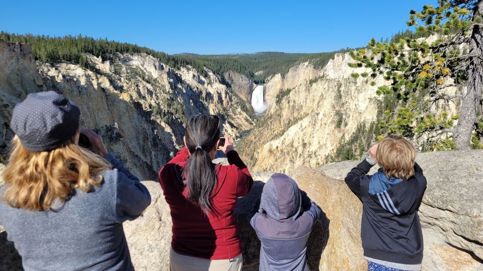 Yellowstone National Park Private Day Tour - Key Points