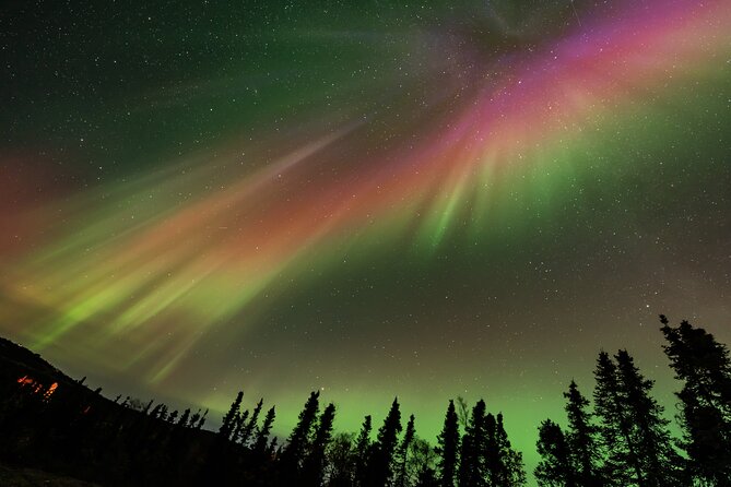 Aurora Chasing tour with Free Photography - What Makes This Aurora Tour Stand Out